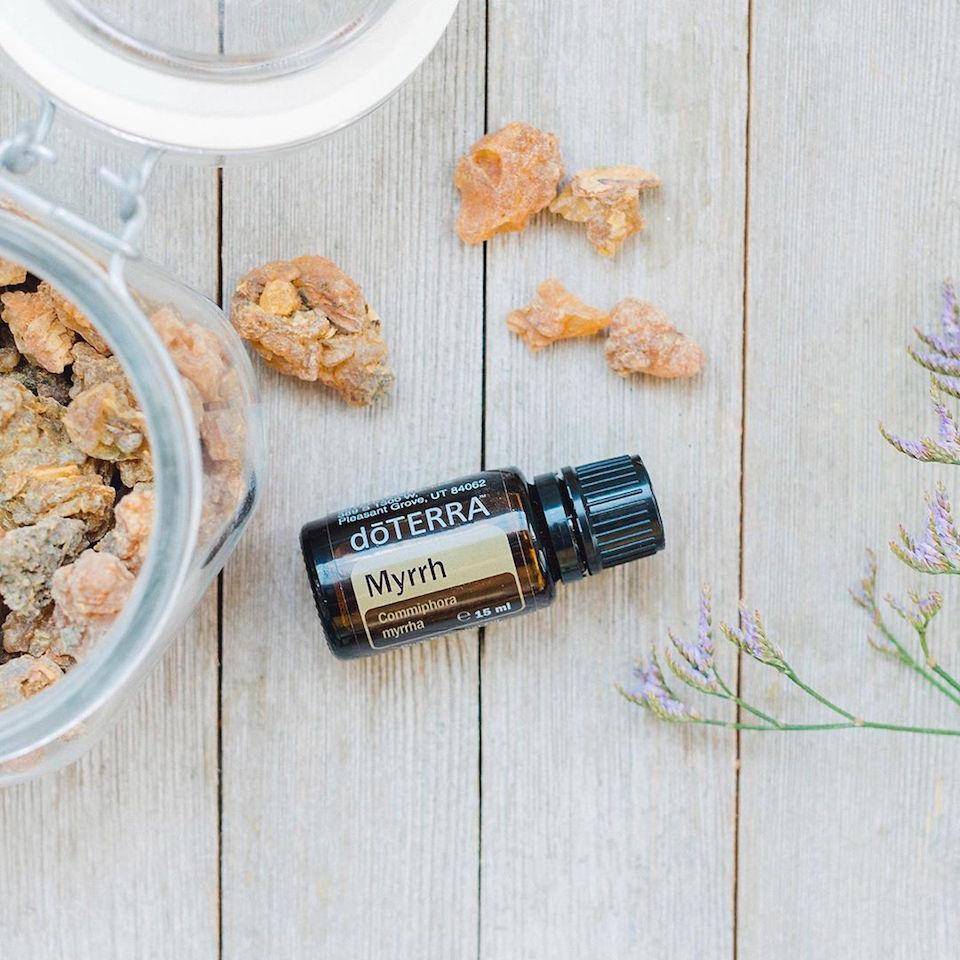 Conheça os Benefícios e Usos do Óleo Essencial de Mirra – Daiane Freitas